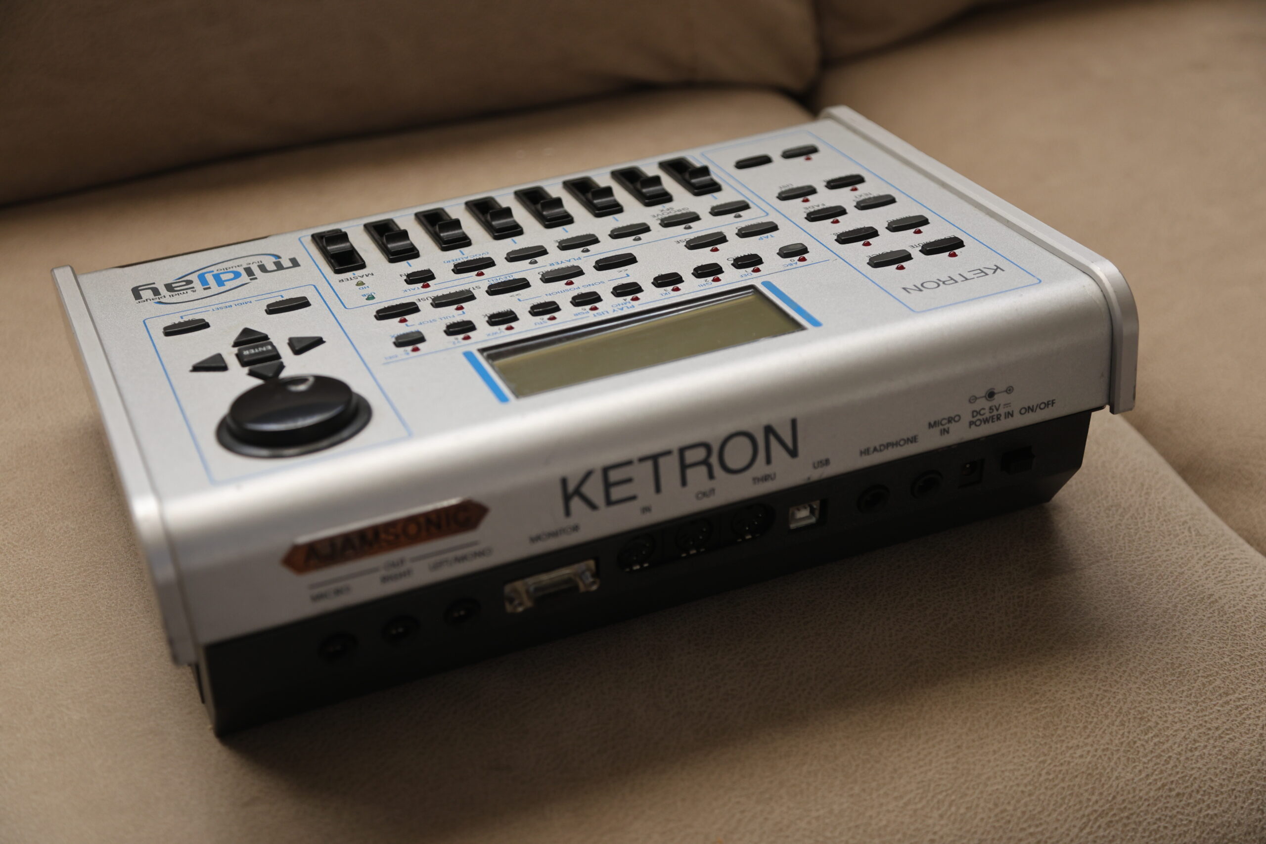 Ketron Musical instruments in the USA with 5 star customer service
